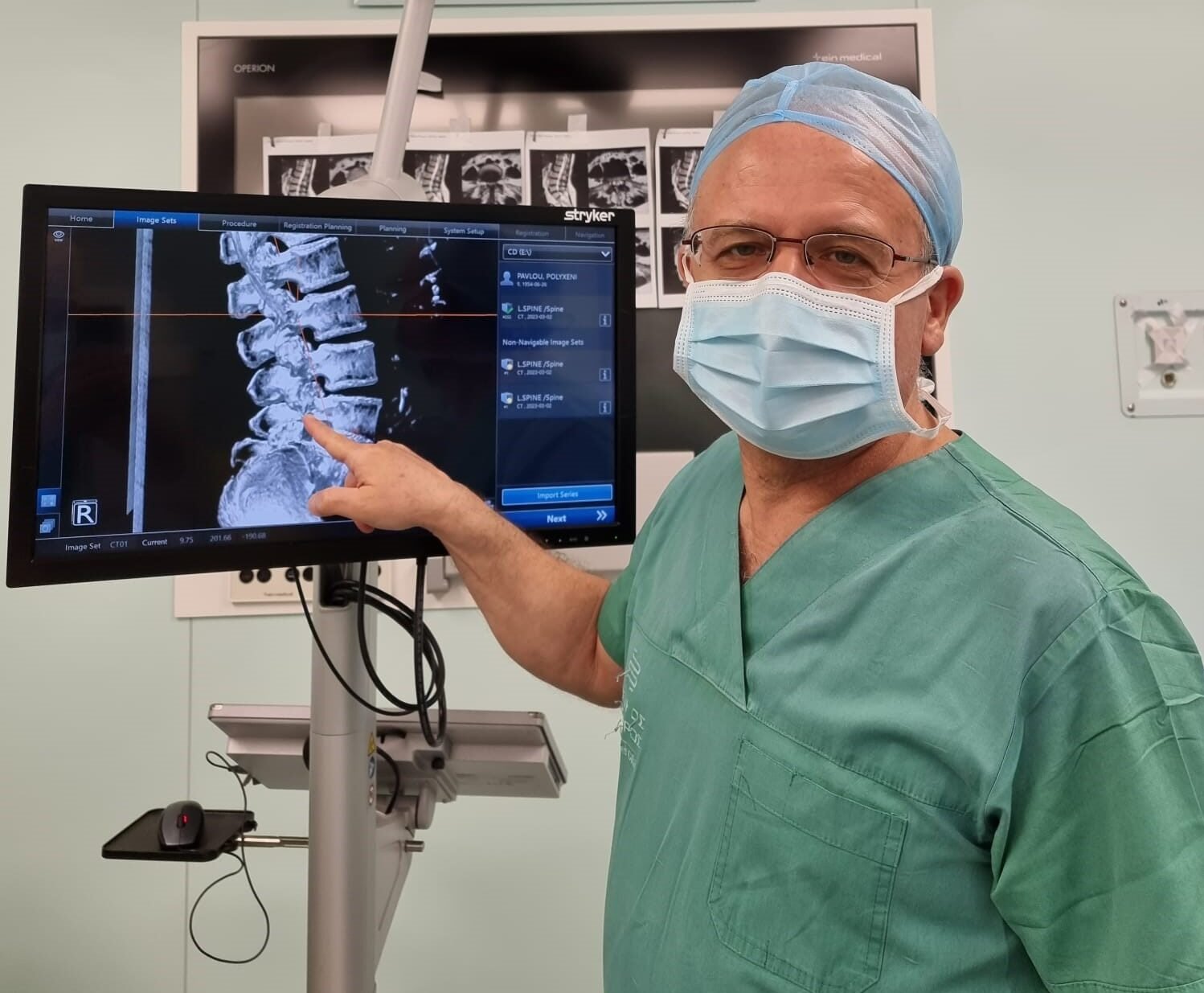 Ο καλύτερος χειρουργός σπονδυλικής στήλης στην Ελλάδα - targeted.gr